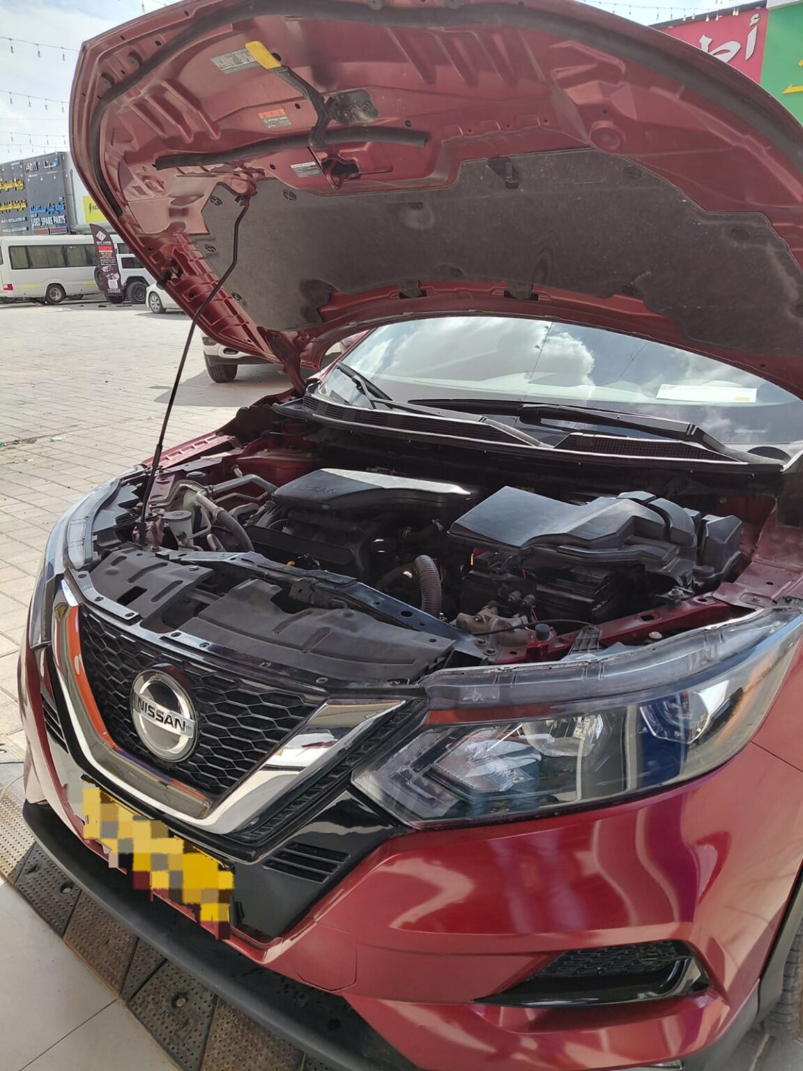 Nissan Cars in Oman: A City-Wise Buying & Driving Guide